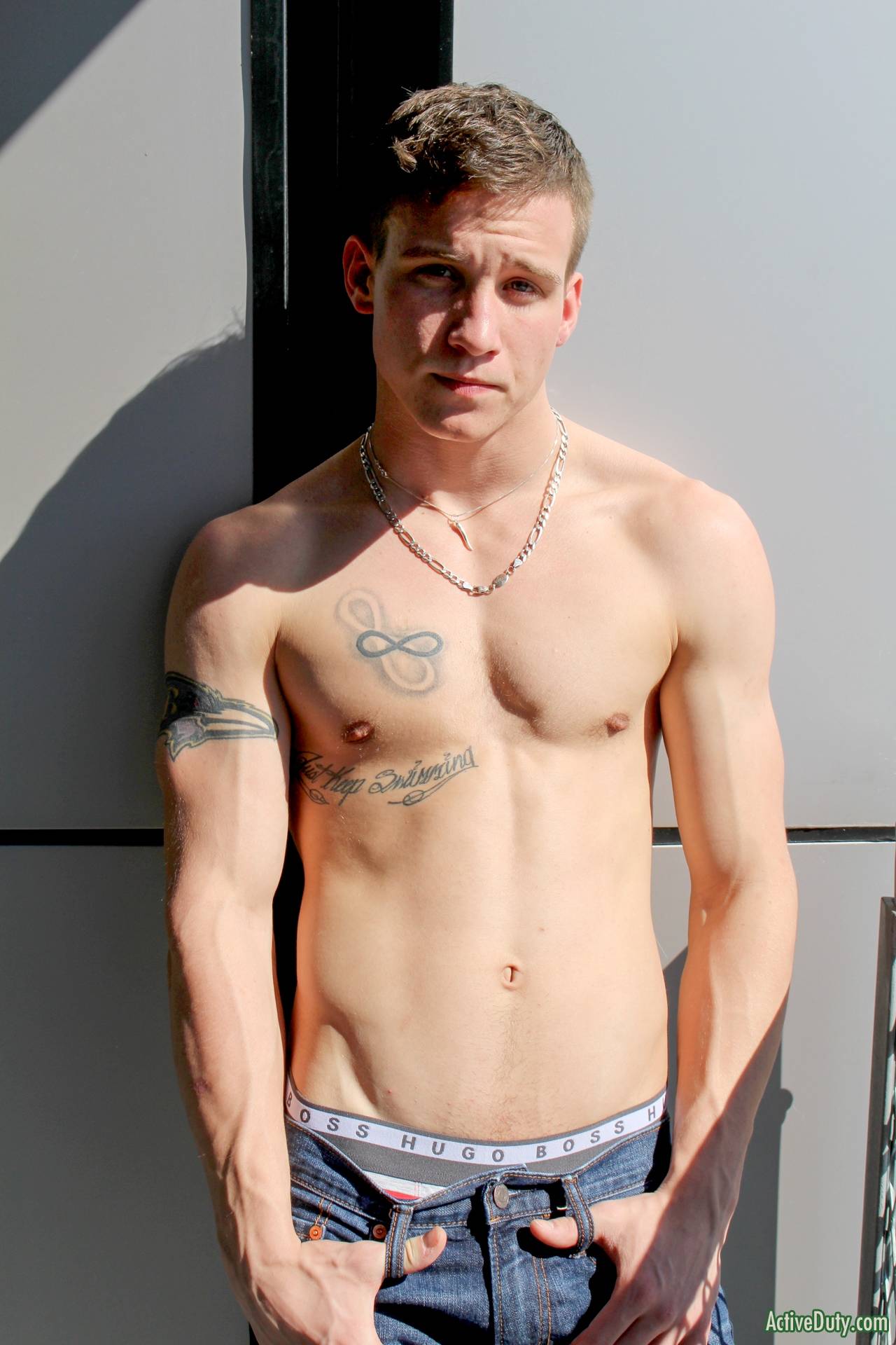 Just A Little Taste Of Mike Hollister Daily Squirt