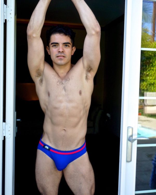Model Of The Day Cazden Hunter Daily Squirt