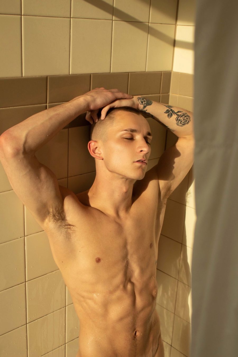 Model Of The Day Theo Brady Daily Squirt