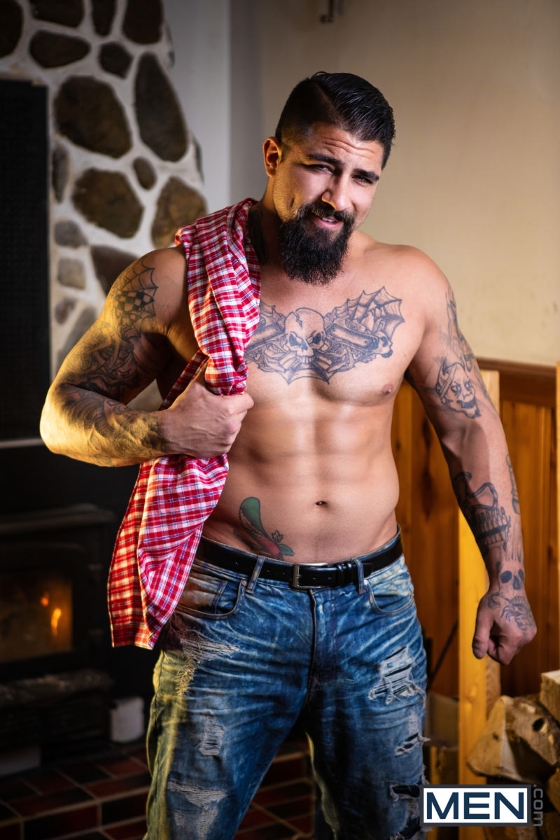 Ryan Bones Fucks Aiden Ward In A Near By Cabin Daily Squirt