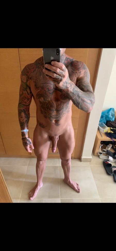 Model Of The Day Billy Essex Daily Squirt
