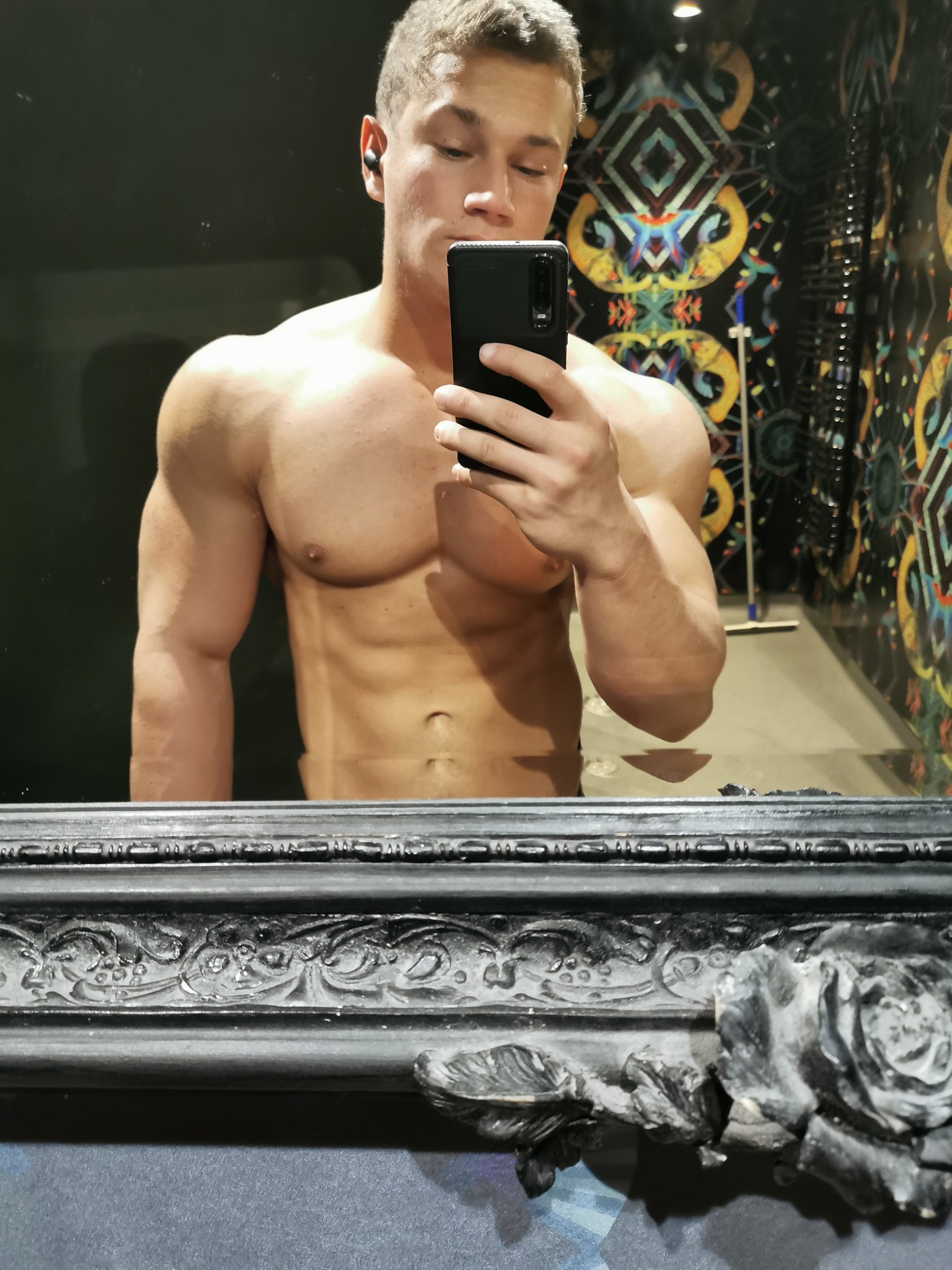 Model Of The Day Yannis Paluan Daily Squirt