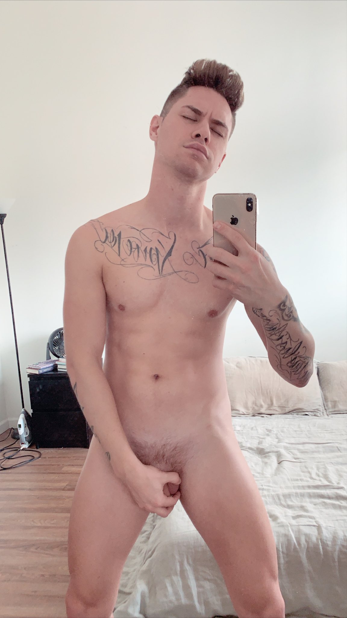 Model Of The Day Zak Bishop Daily Squirt 7947