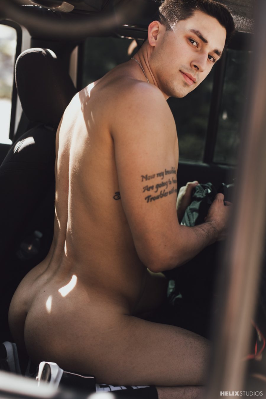 Hell Yes Young Hottie Kane Fox Daily Squirt