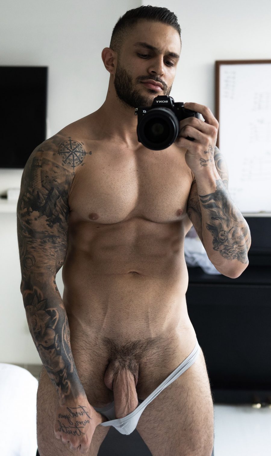 Model Of The Day Julian Chase Daily Squirt