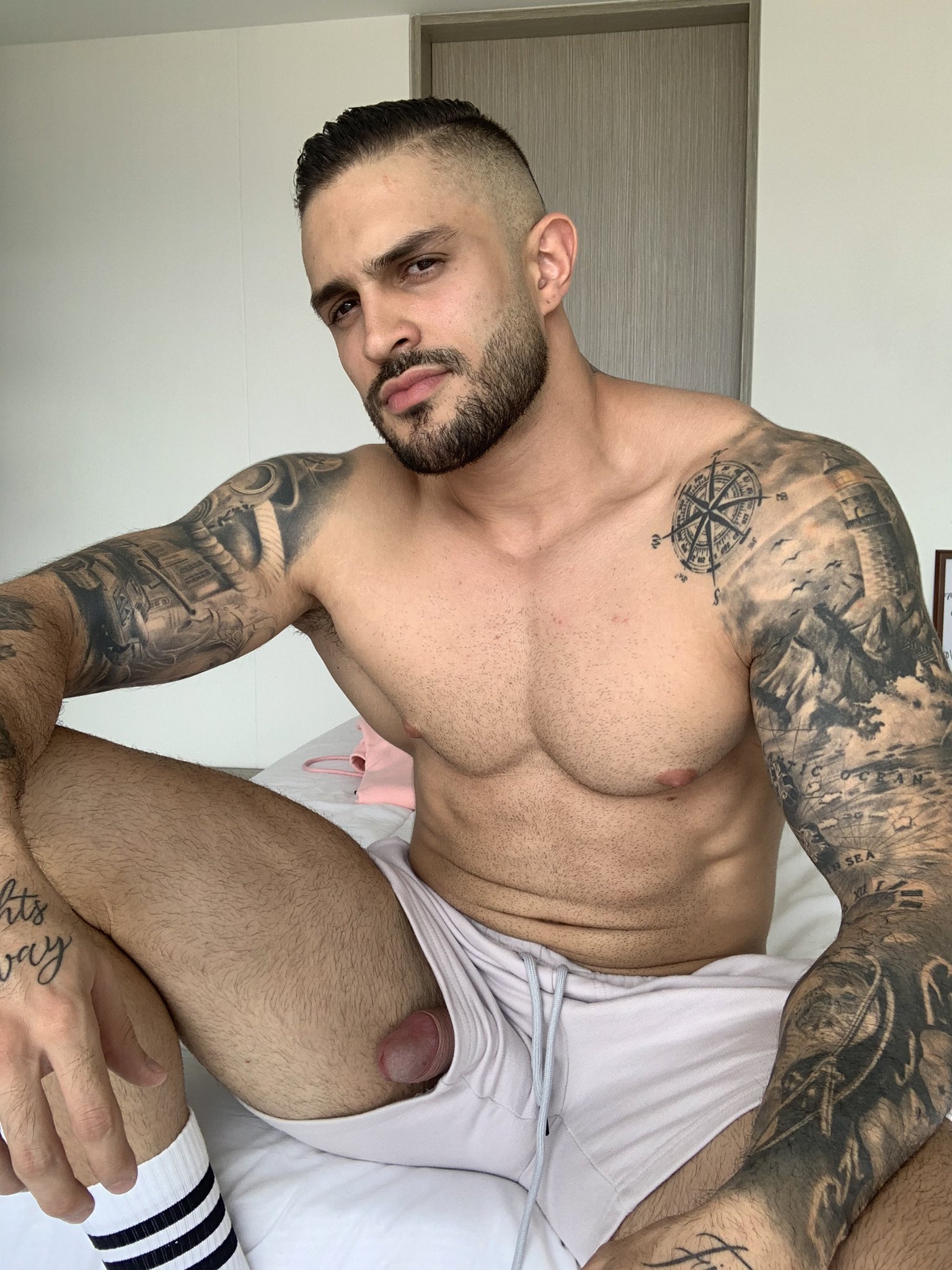 Model Of The Day Julian Chase Daily Squirt