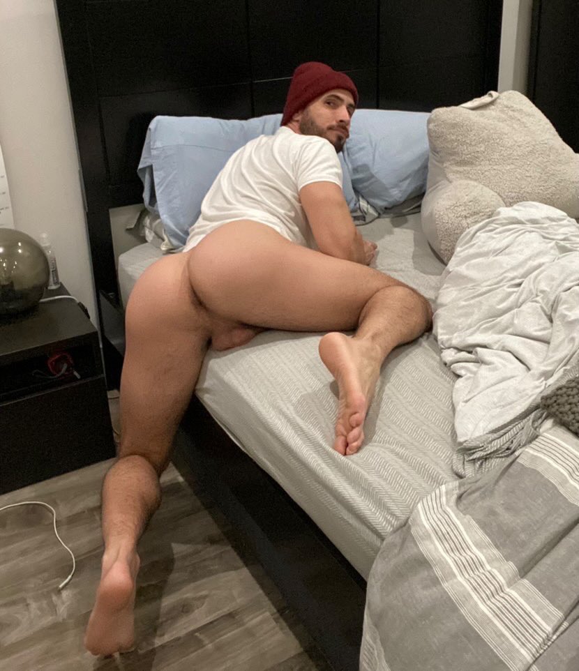 Model Of The Day Joshua Flores Daily Squirt