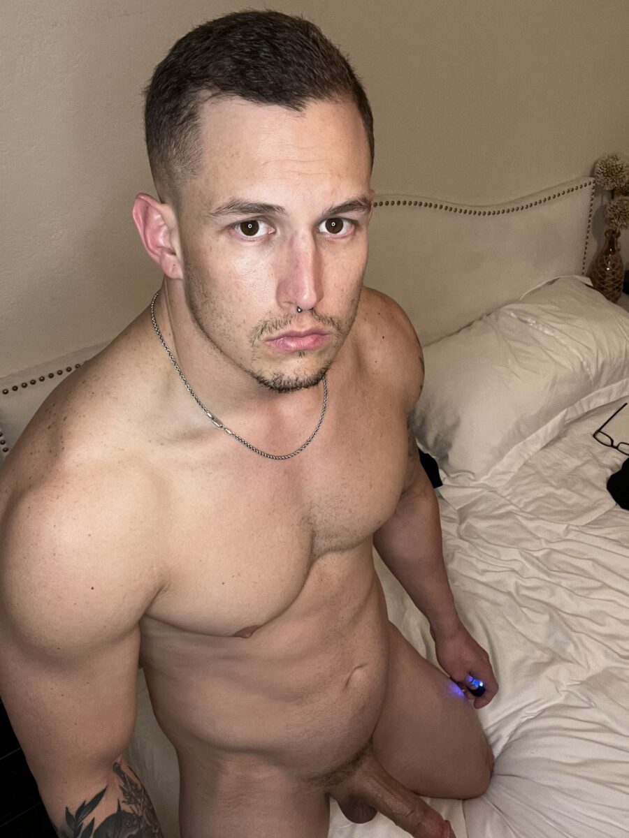 Model Of The Day Brock Kniles Daily Squirt