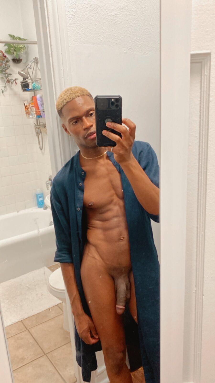 Model Of The Day Isaiah Taye Daily Squirt