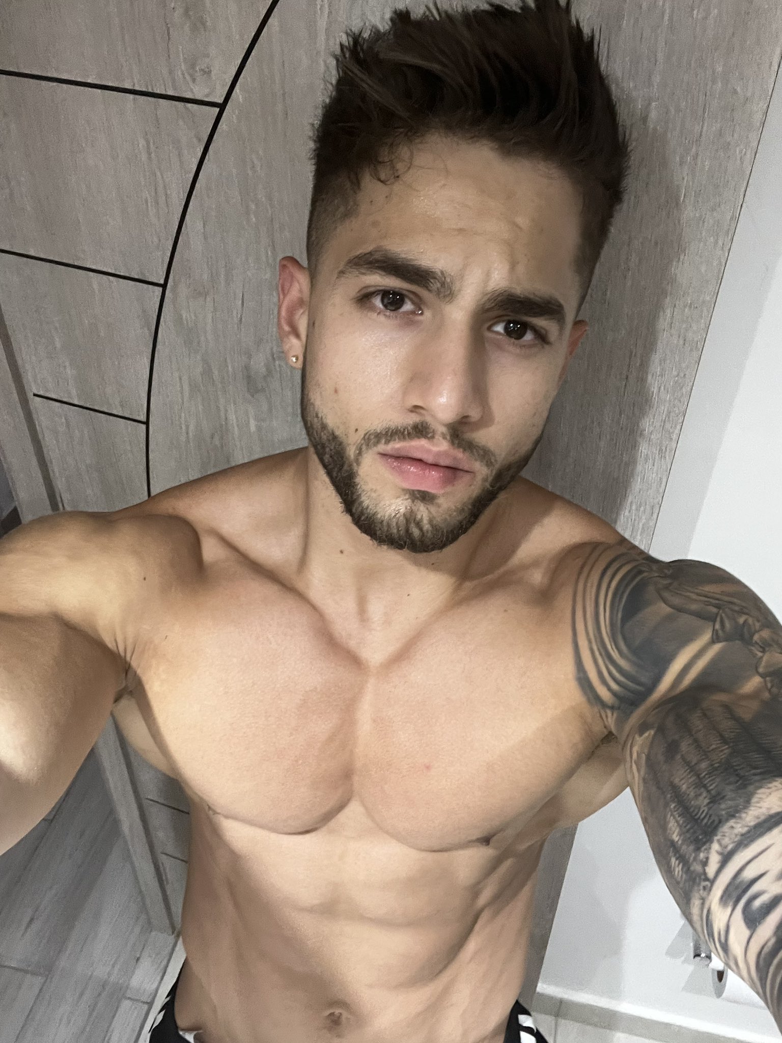 Model Of The Day Anthony Walker Daily Squirt