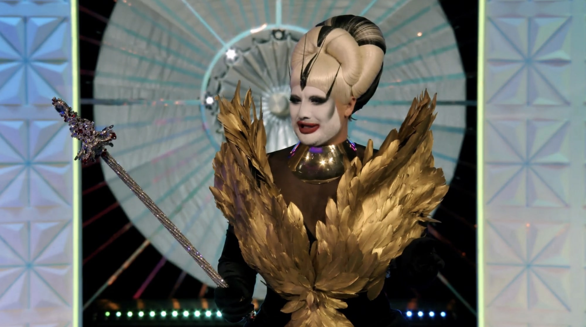Going Xtra Deep On Drag Race Daily Squirt