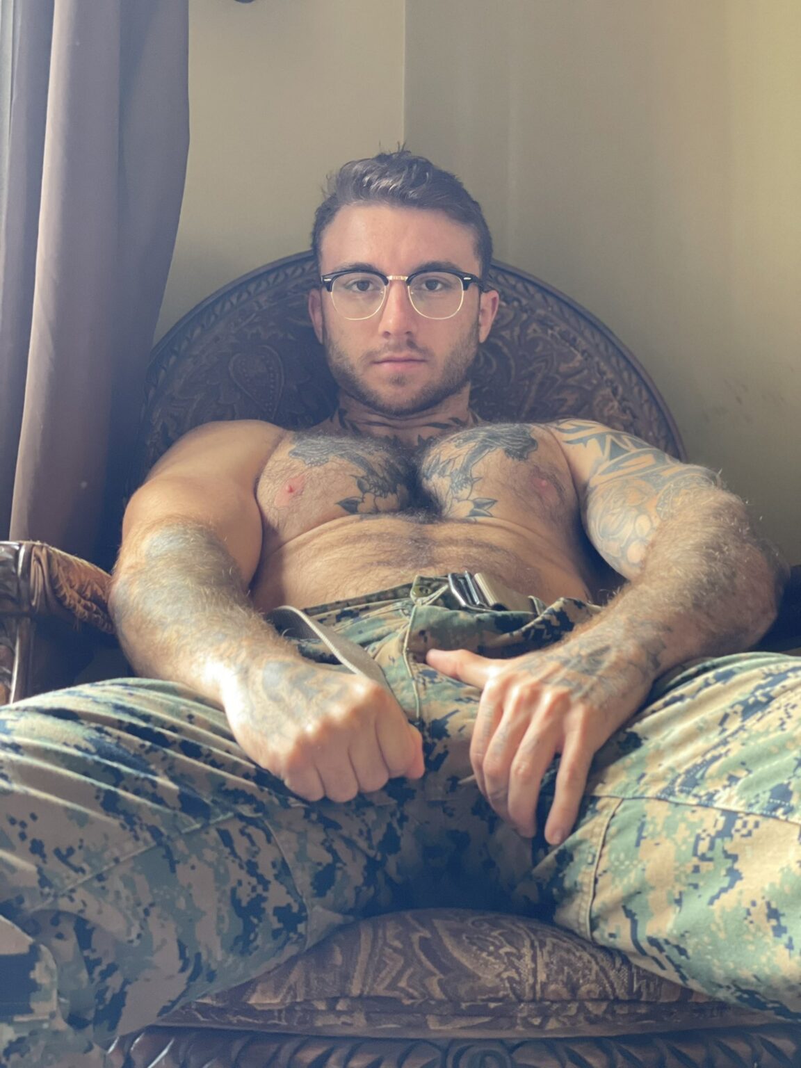 Model Of The Day Garett Nolan Daily Squirt