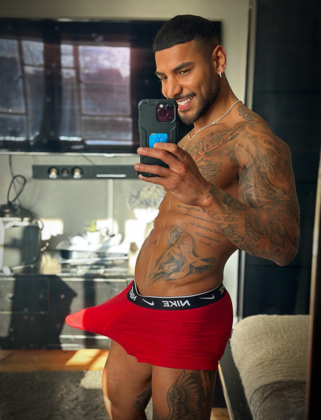Model Of The Day Mr Exotic Daily Squirt