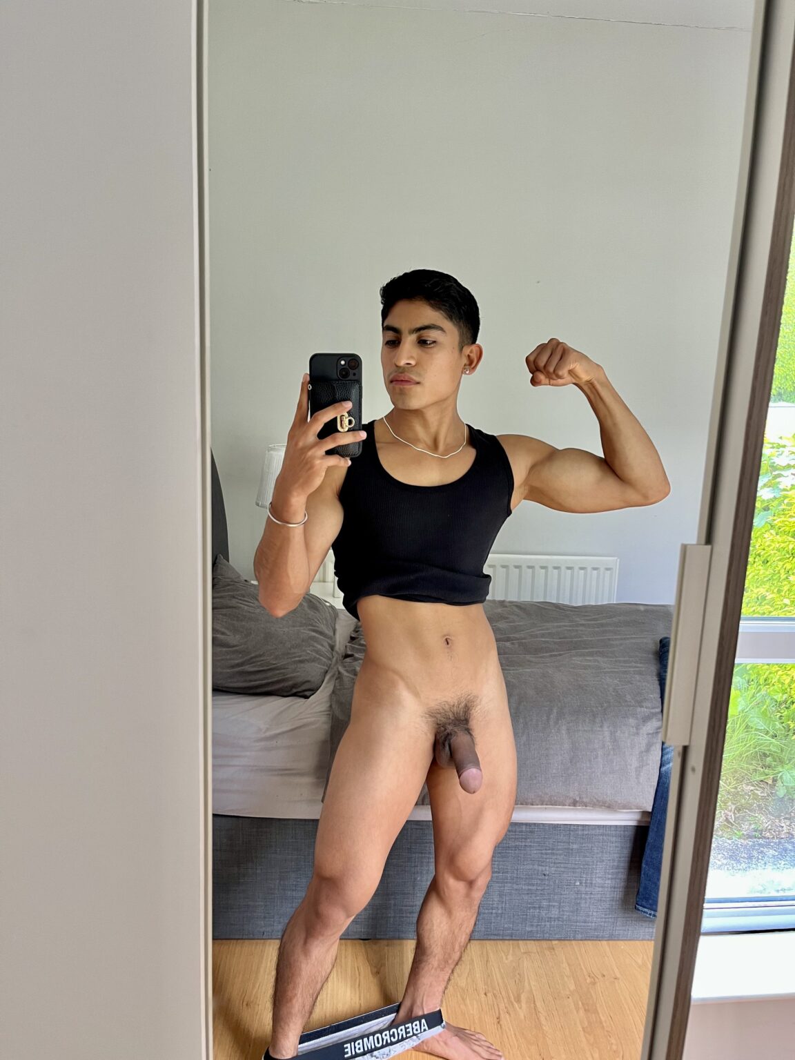 Model Of The Day Nelso Garcia Daily Squirt