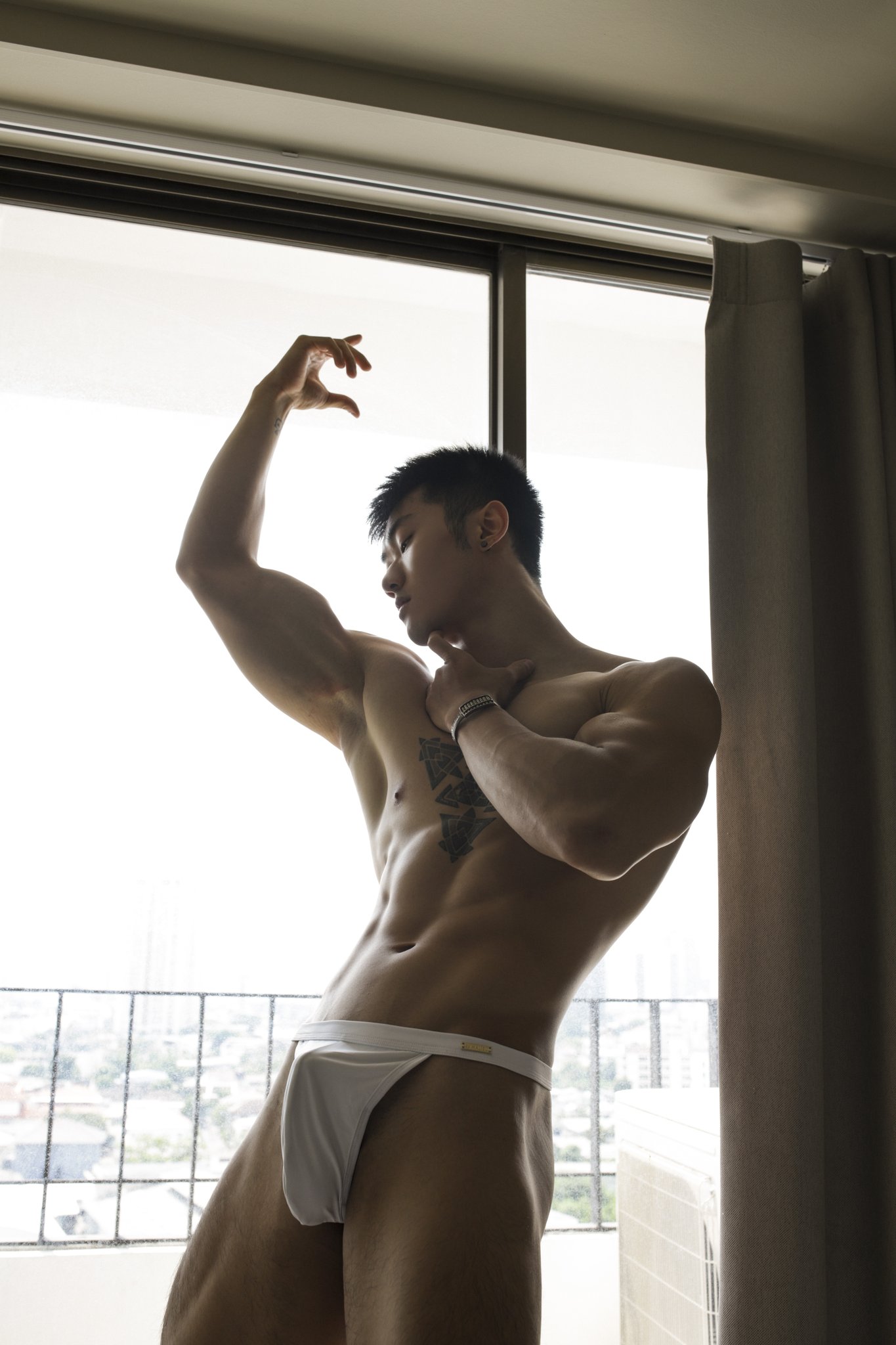 Model Of The Day Winghong Tang Daily Squirt