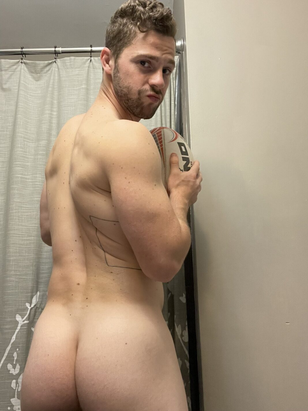 Model Of The Day Ash Daily Squirt