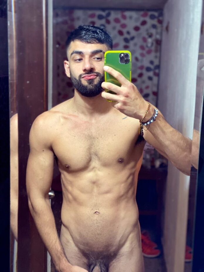 Model Of The Day Bob Medina Daily Squirt
