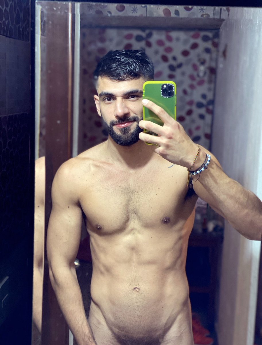 Model Of The Day Bob Medina Daily Squirt