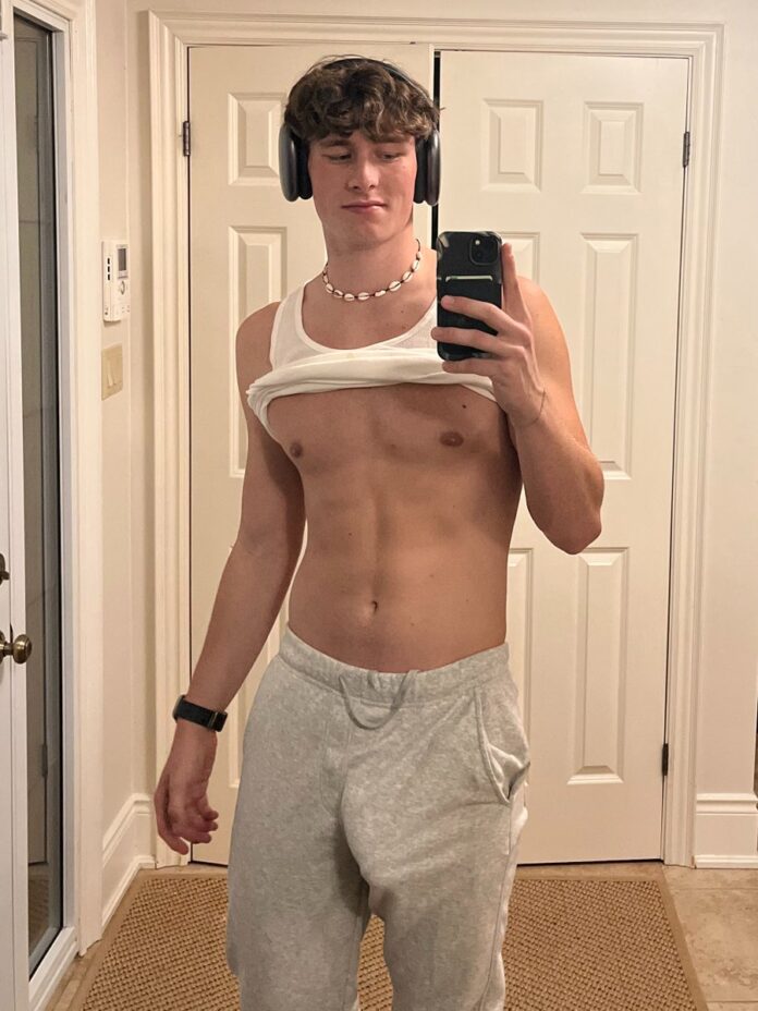 Model Of The Day Connor Woods Daily Squirt