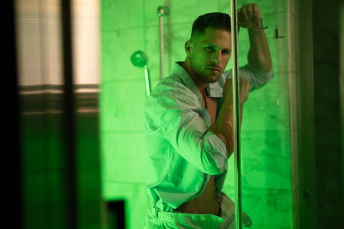 Alpha Wolfe Roman Todd In Hotel Hookup Daily Squirt