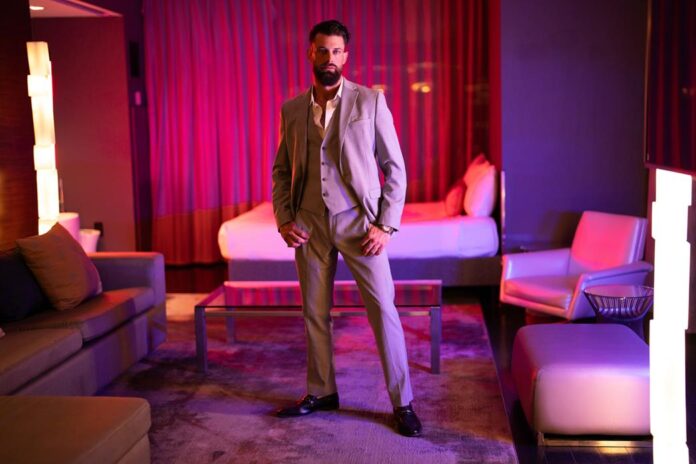 Alpha Wolfe Roman Todd In Hotel Hookup Daily Squirt